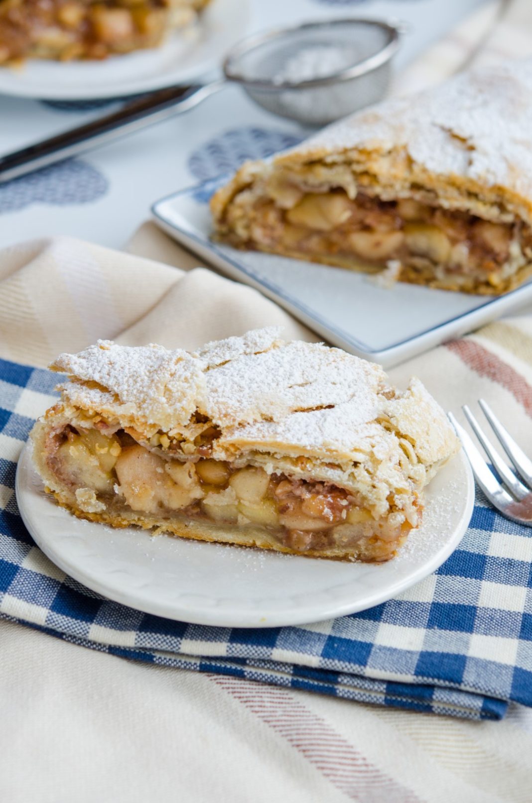 Strudel cu mere (de post) - Din secretele bucătăriei chinezești